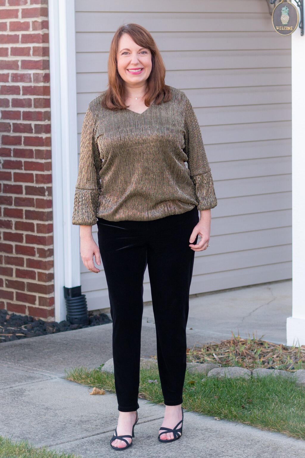 Metallic Gold Top – Dressed in Faith